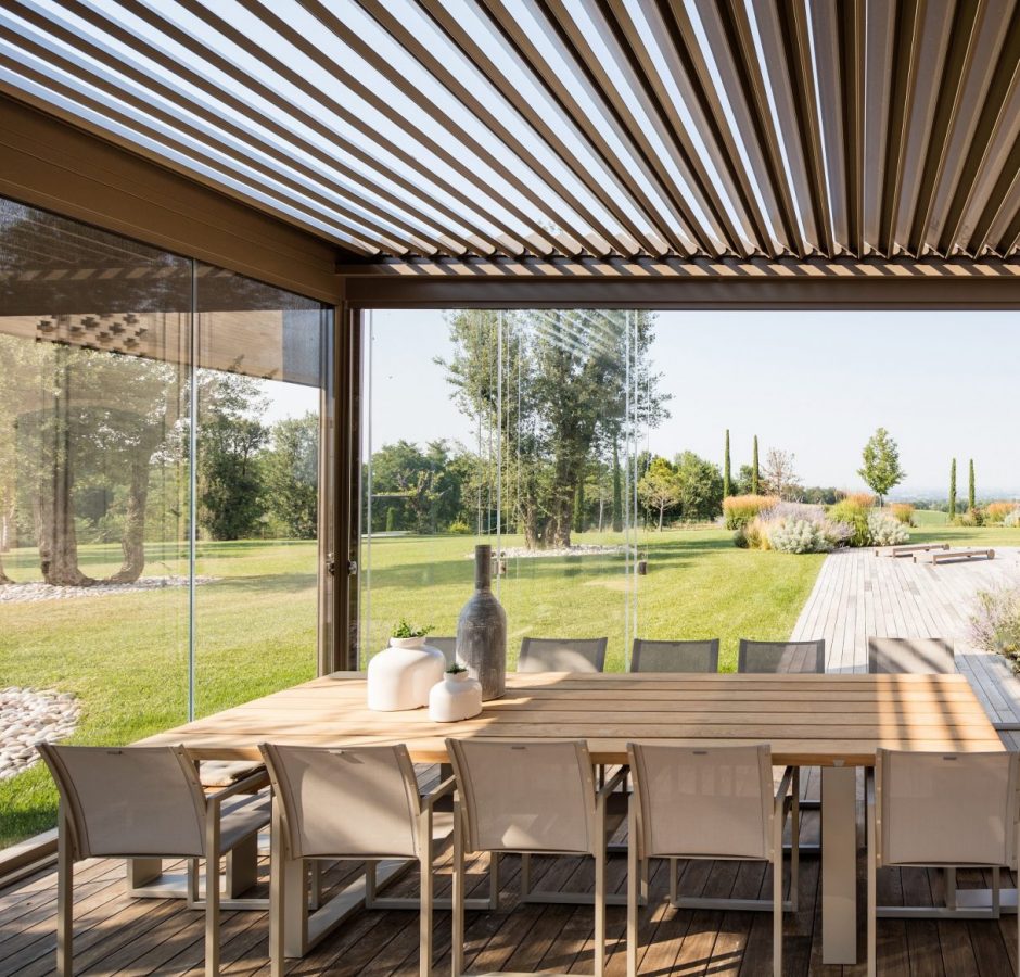 Blade Roof Pergola - Acme Blinds